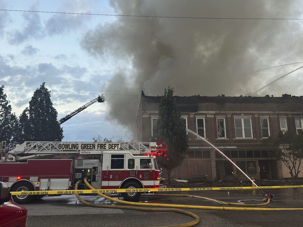 Fire damages building that houses office of Kentucky Sen. Rand Paul ...